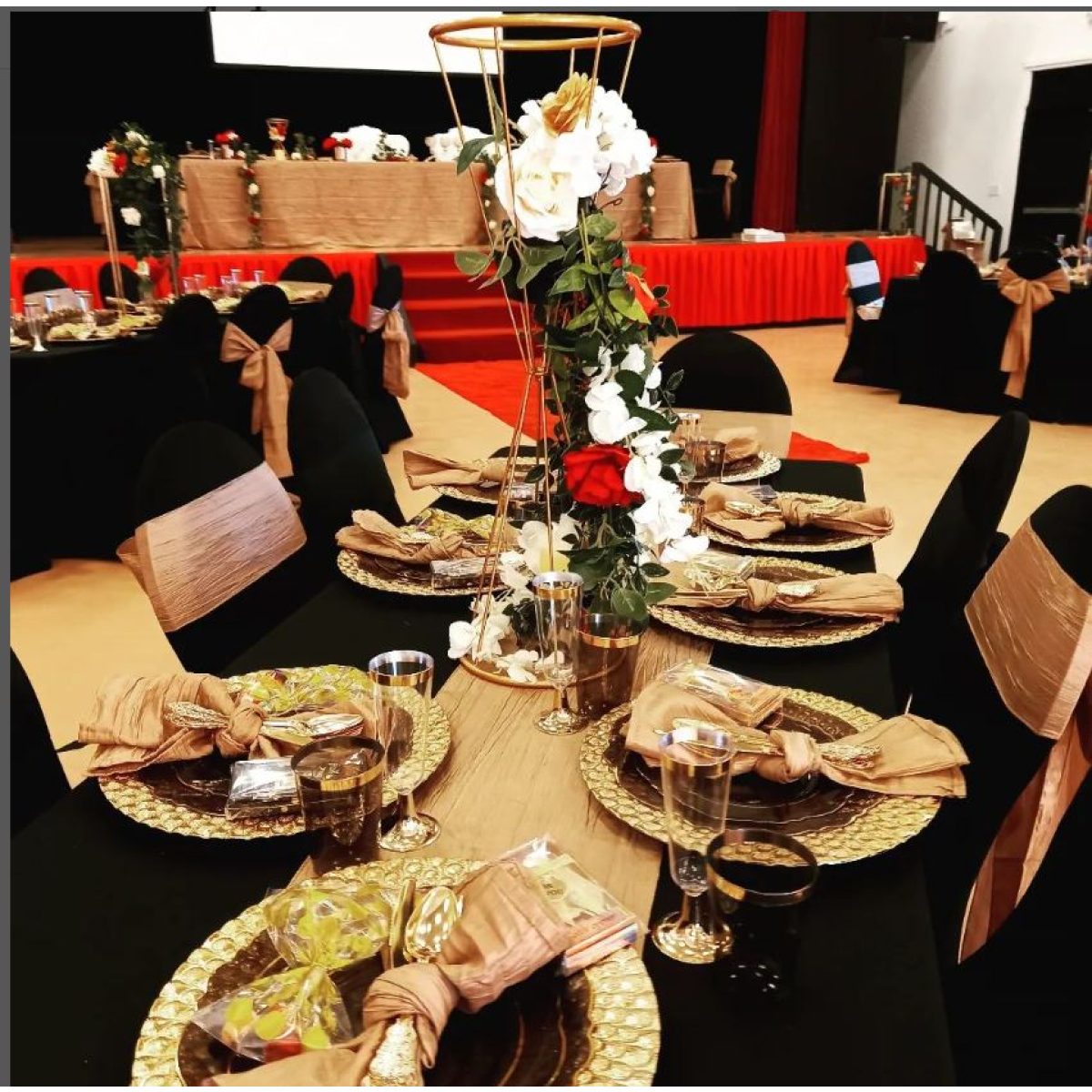Metal Centerpiece - Rent an Event TCI